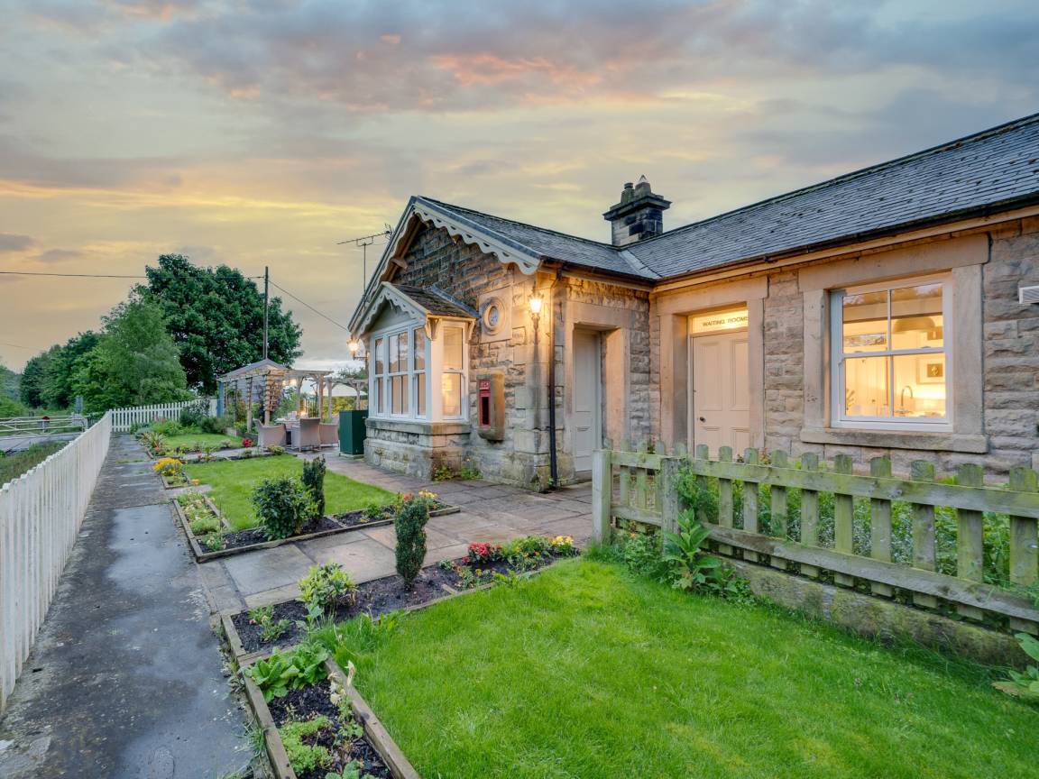 Cottage ∙ 2 Bedrooms ∙ 4 Guests - Leyburn