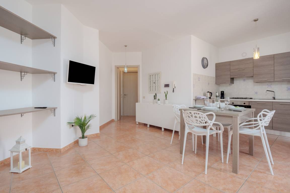 60 M² Huoneisto ∙ 1 Makuuhuone ∙ 5 Vierasta - Olbia