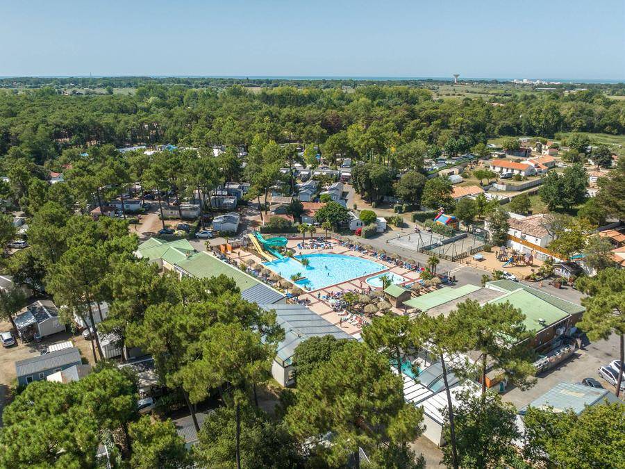 Caravan ∙ 2 Bedrooms ∙ 4 Guests - Saint-Jean-de-Monts