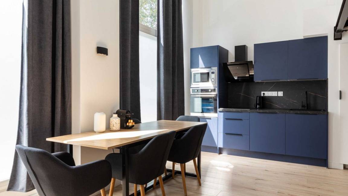 115 M² Apartamento ∙ 3 Quartos ∙ 8 Hóspedes - Lyon