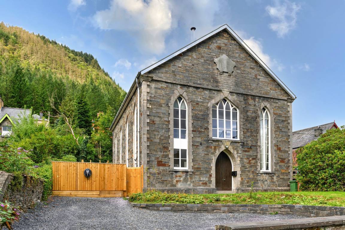 250 M² House ∙ 5 Bedrooms ∙ 12 Guests - North Wales