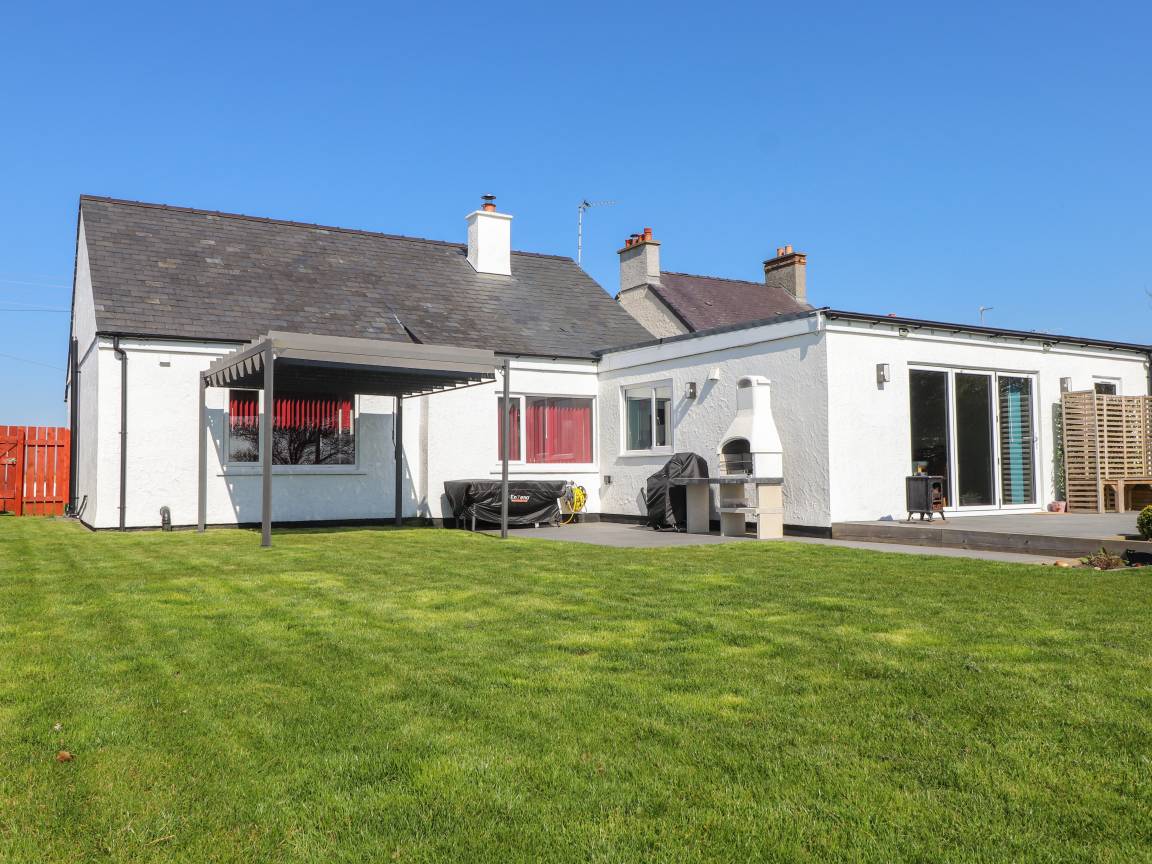 Cottage ∙ 3 Bedrooms ∙ 6 Guests - Benllech