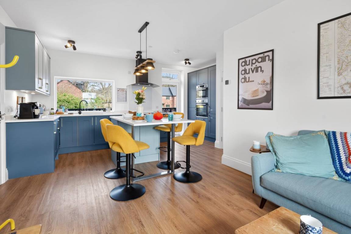 Apartment ∙ 2 Bedrooms ∙ 3 Guests - Abergavenny