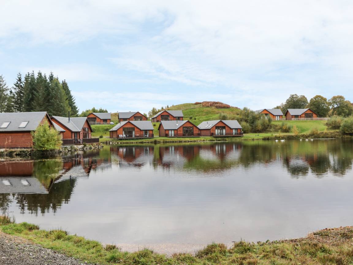 Cottage ∙ 3 Bedrooms ∙ 6 Guests - Kenmore