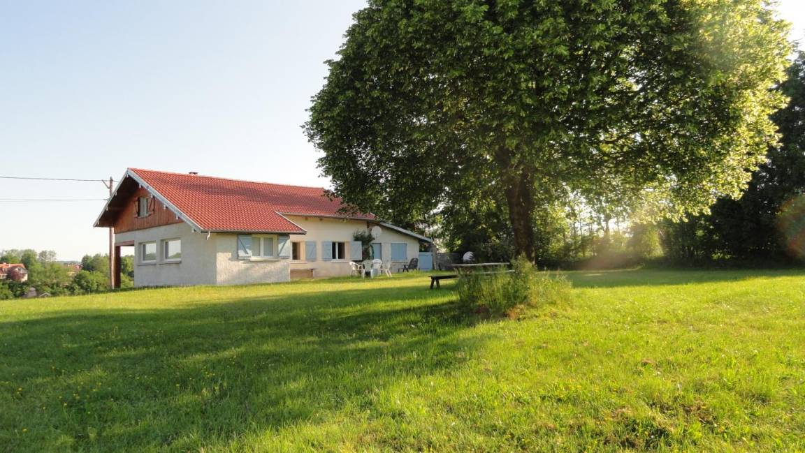 64 M² Gîte ∙ 2 Chambres ∙ 3 Personnes - Doubs
