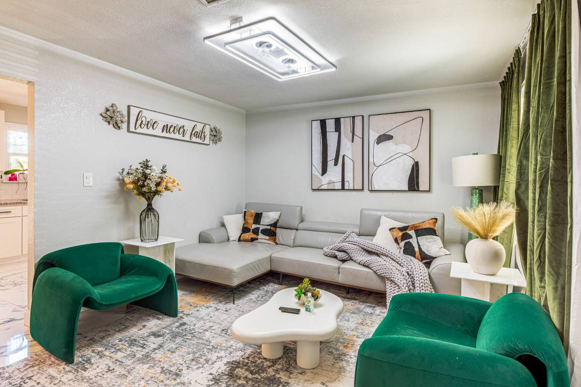 107 M² House ∙ 3 Bedrooms ∙ 6 Guests - Arlington, TX