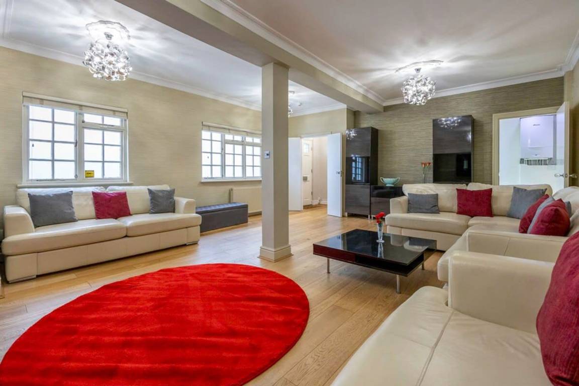 House ∙ 3 Bedrooms ∙ 12 Guests - East Sussex