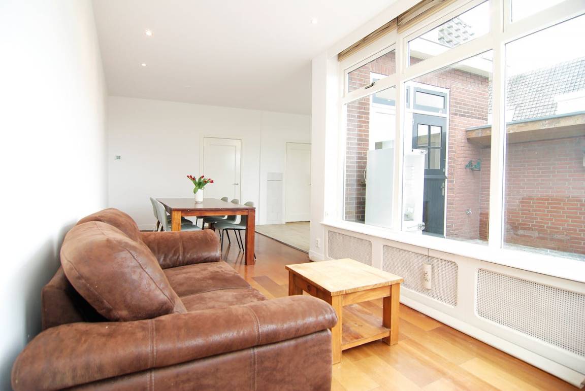 70 M² Apartment ∙ 2 Bedrooms ∙ 4 Guests - Hoofddorp