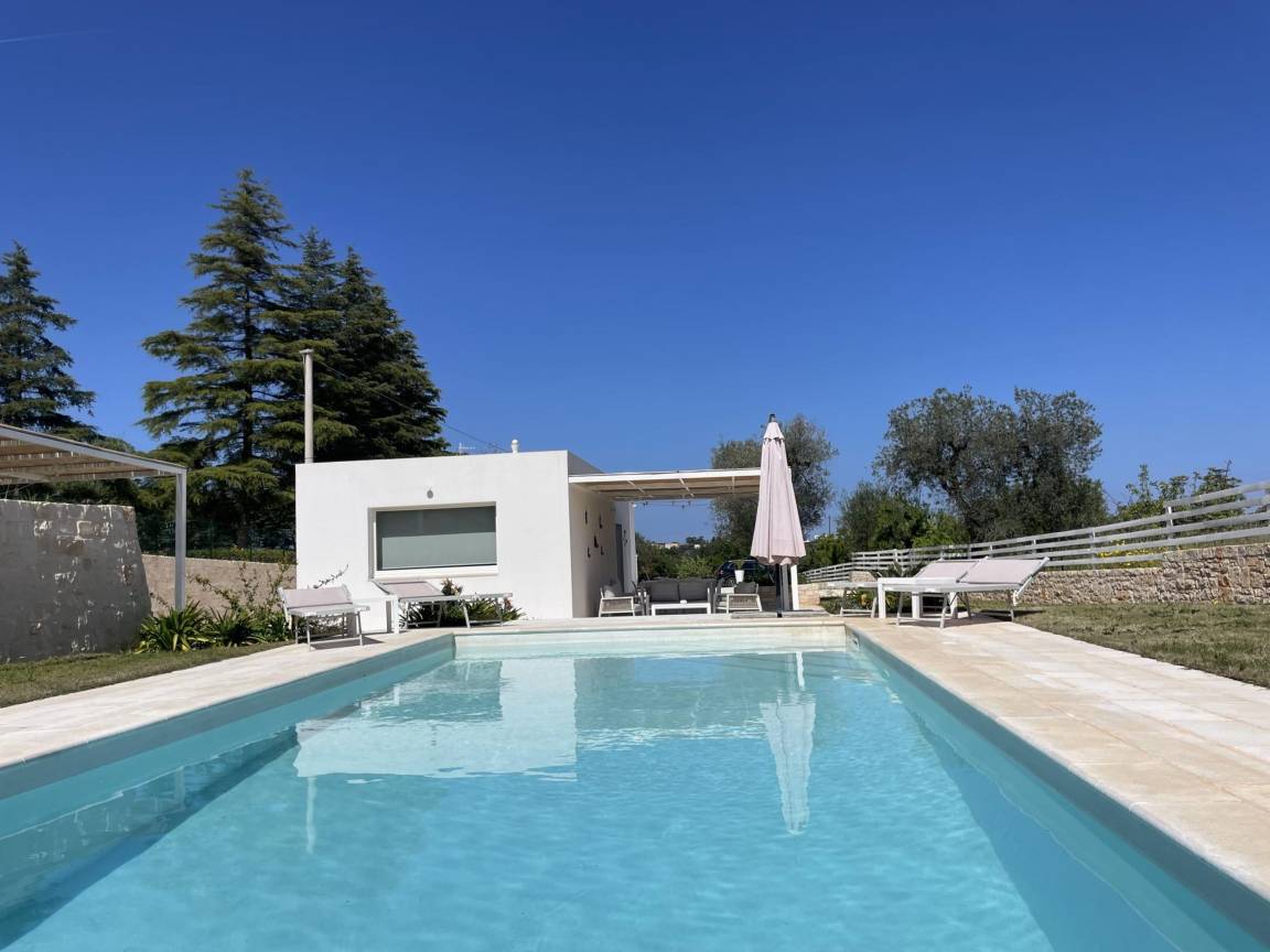 136 M² Villa ∙ 3 Bedrooms ∙ 7 Guests - Polignano a Mare