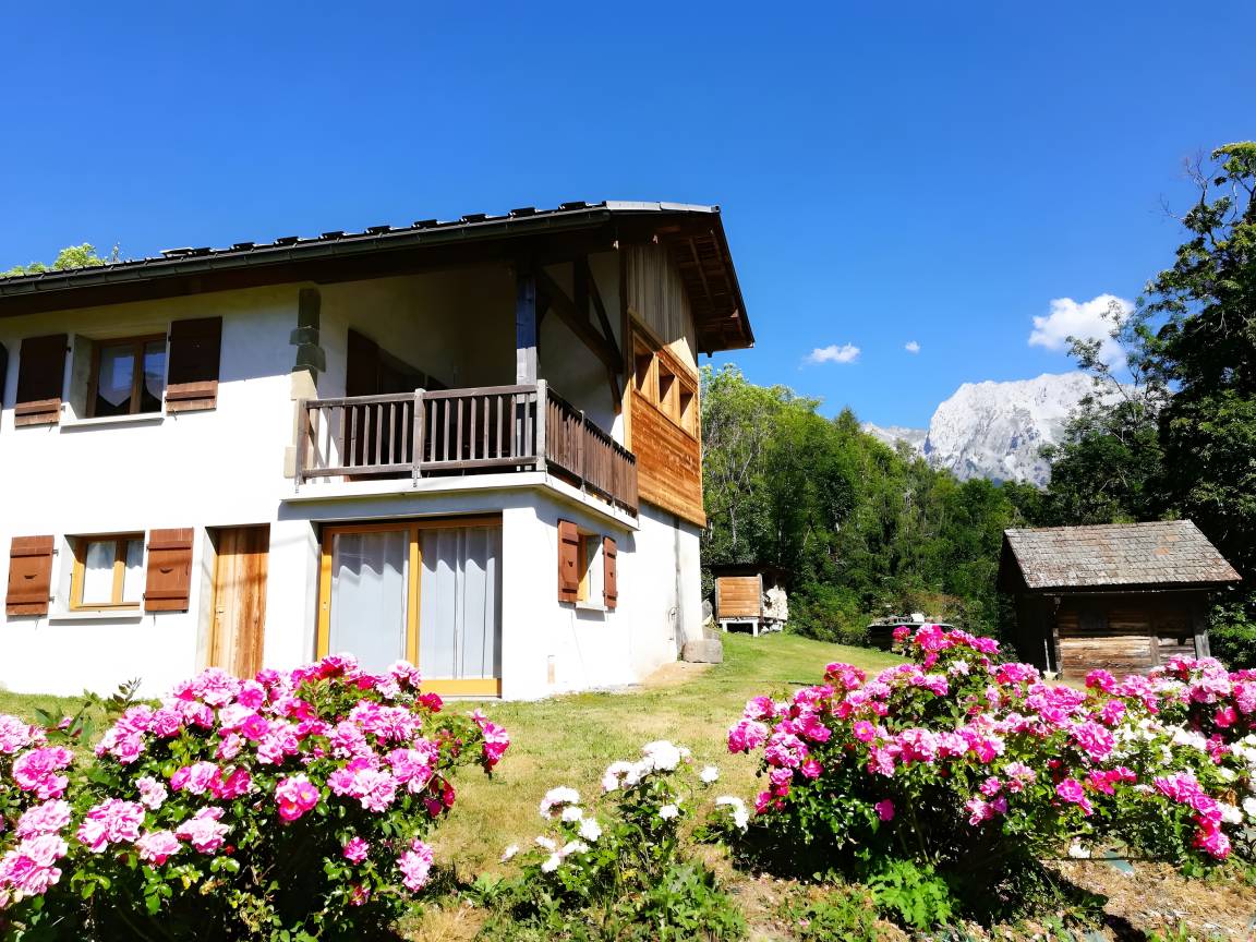 82 M² Maison De Vacances ∙ 3 Chambres ∙ 5 Personnes - Manigod