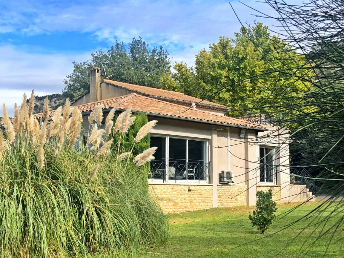 233 M² Gîte ∙ 4 Chambres ∙ 8 Personnes - Pont-Saint-Esprit