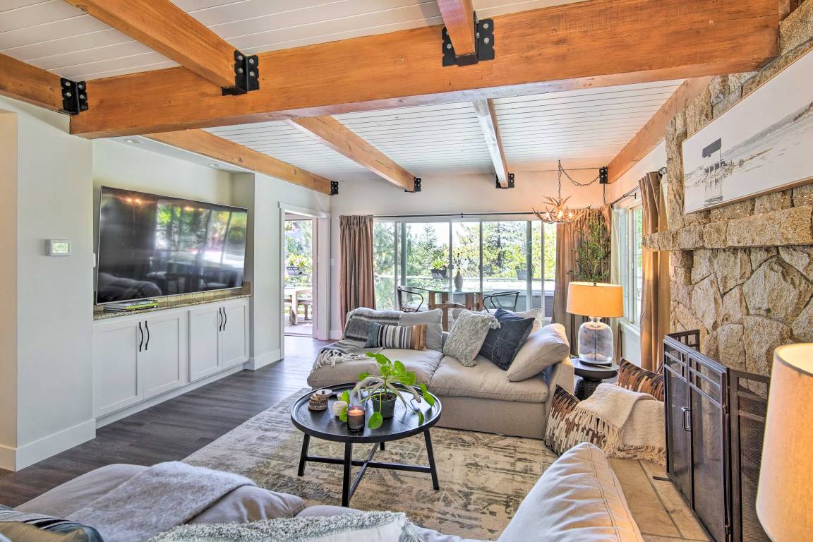 164 M² House ∙ 3 Bedrooms ∙ 8 Guests - Lake Arrowhead, CA