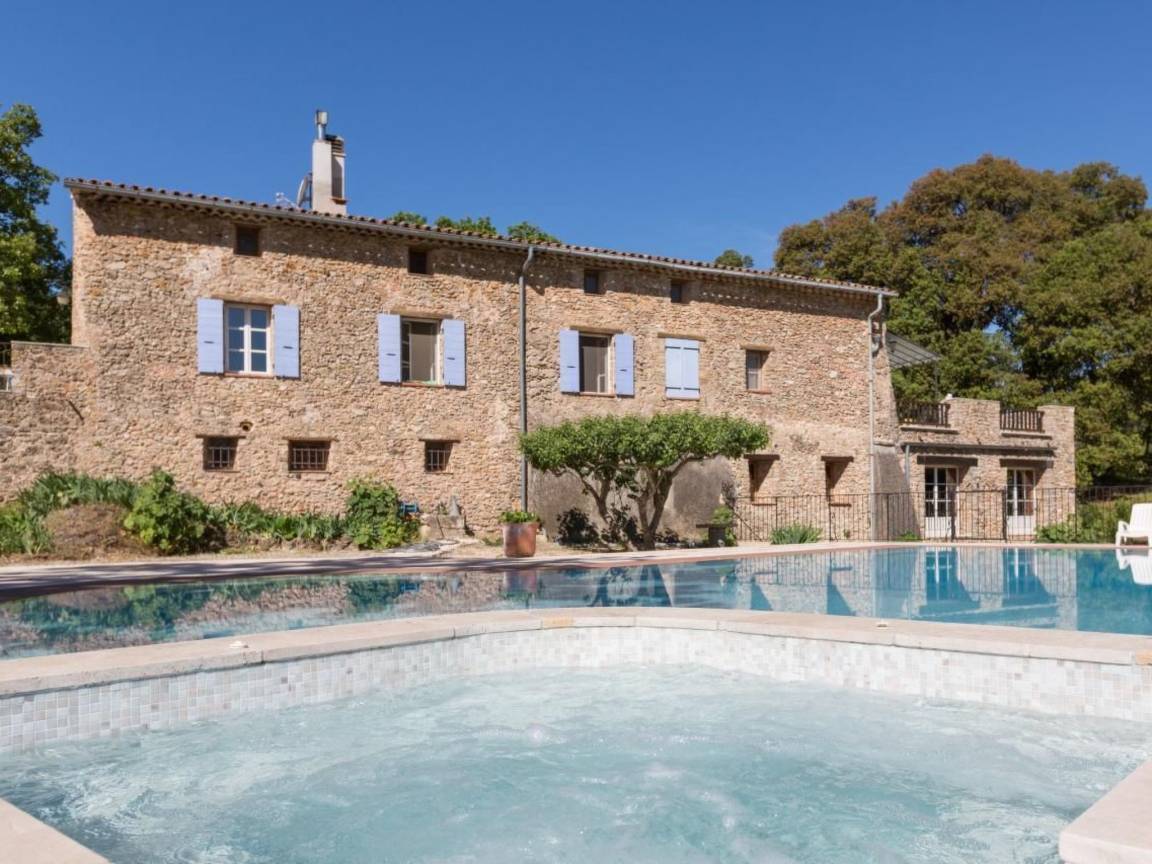 24 M² Appartement ∙ 1 Slaapkamer ∙ 2 Gasten - Cuers