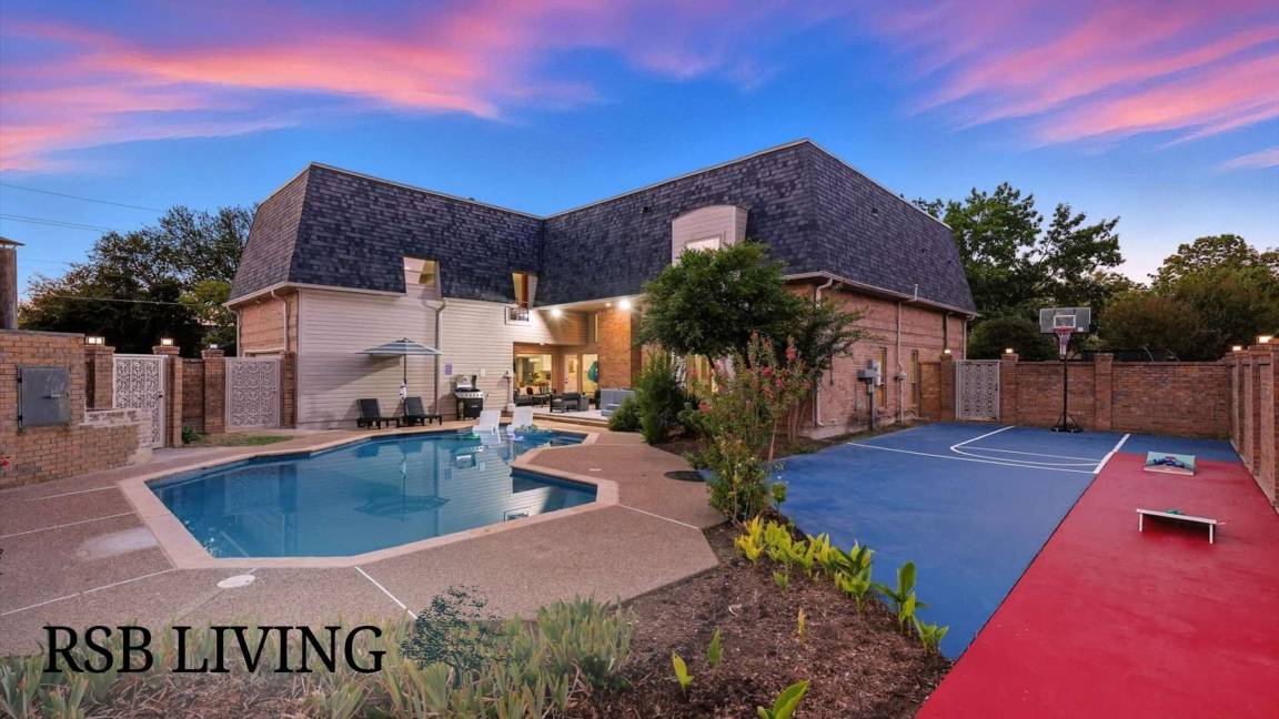 House ∙ 7 Bedrooms ∙ 16 Guests - Lancaster, TX