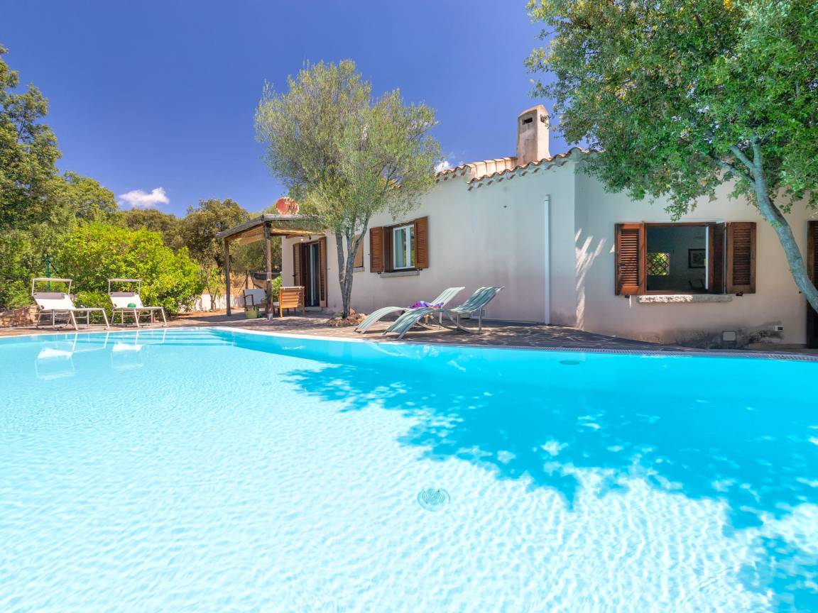 100 M² Casa Vacanza ∙ 1 Camera Da Letto ∙ 4 Ospiti - Olbia