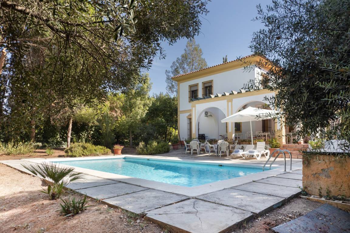 500 M² Villa ∙ 5 Schlafzimmer ∙ 12 Gäste - Dos Hermanas