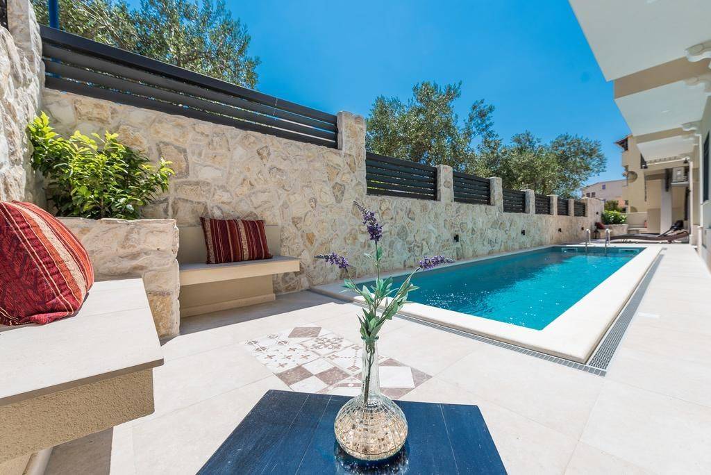 80 M² Apartment ∙ 1 Bedroom ∙ 5 Guests - Caska