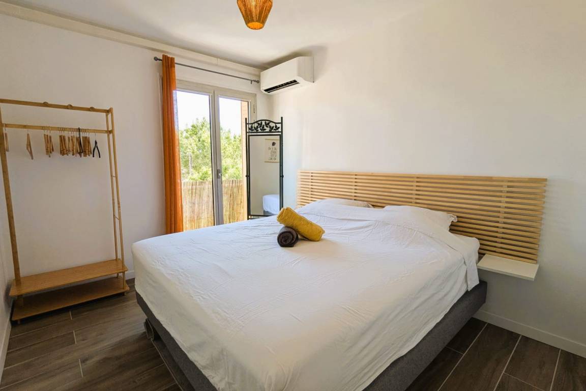 73 M² Apartamento ∙ 2 Habitaciones ∙ 4 Huéspedes - Le Pradet