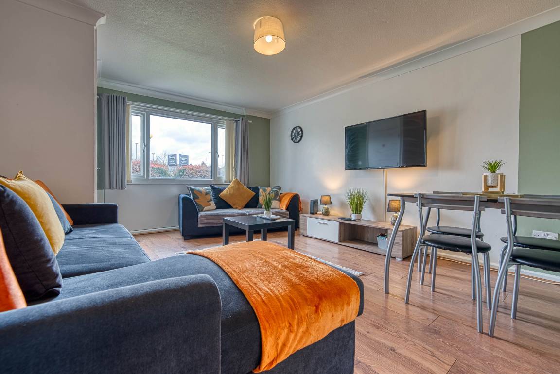 80 M² Maison De Vacances ∙ 4 Chambres ∙ 8 Personnes - Guernesey