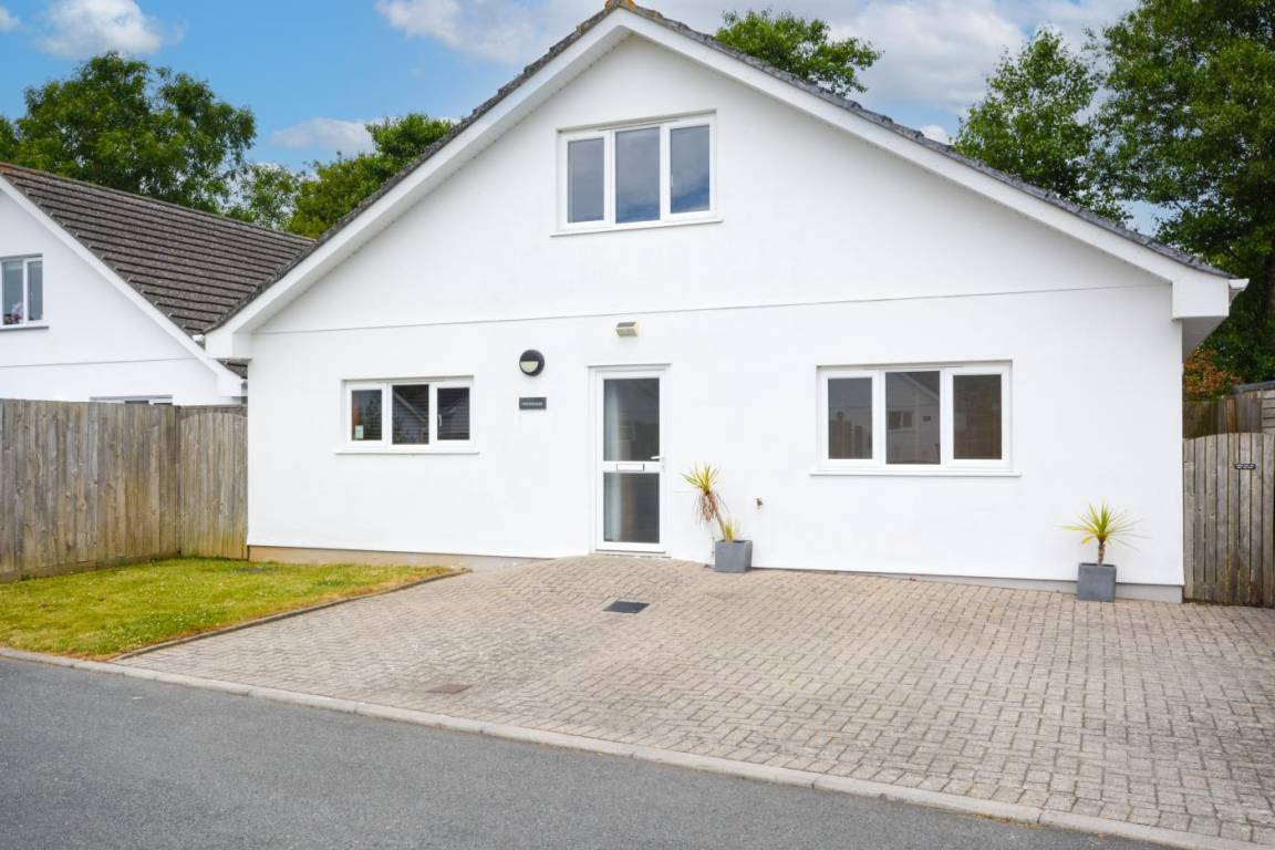 Cottage ∙ 3 Bedrooms ∙ 6 Guests - Padstow