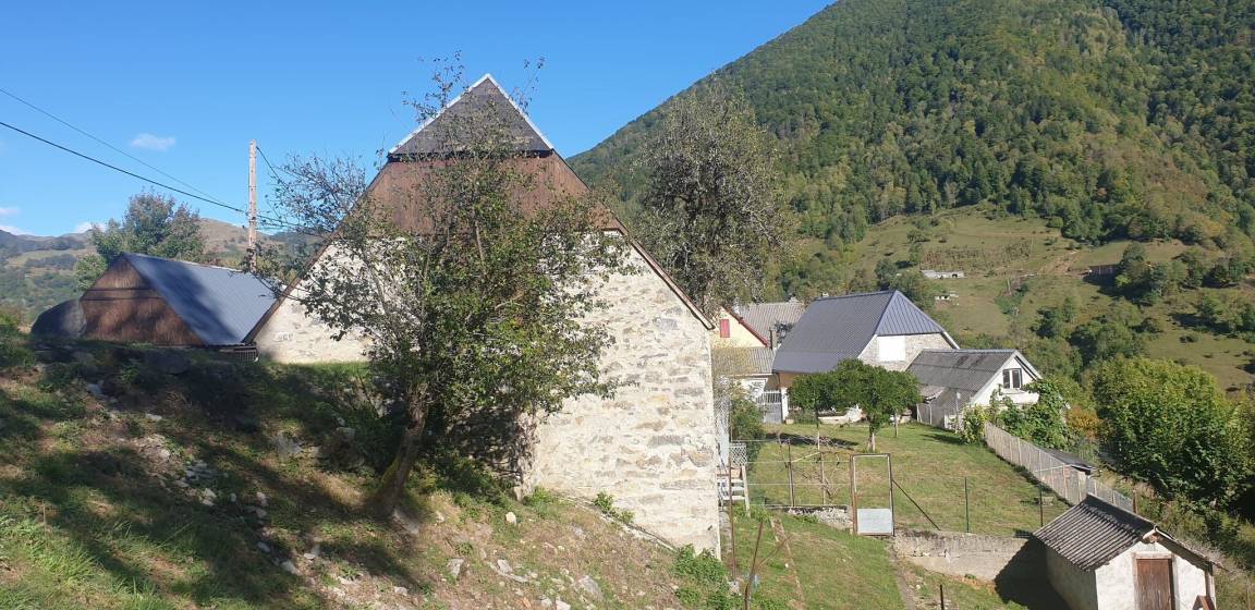 75 M² Chalet ∙ 2 Chambres ∙ 6 Personnes - Haute-Garonne