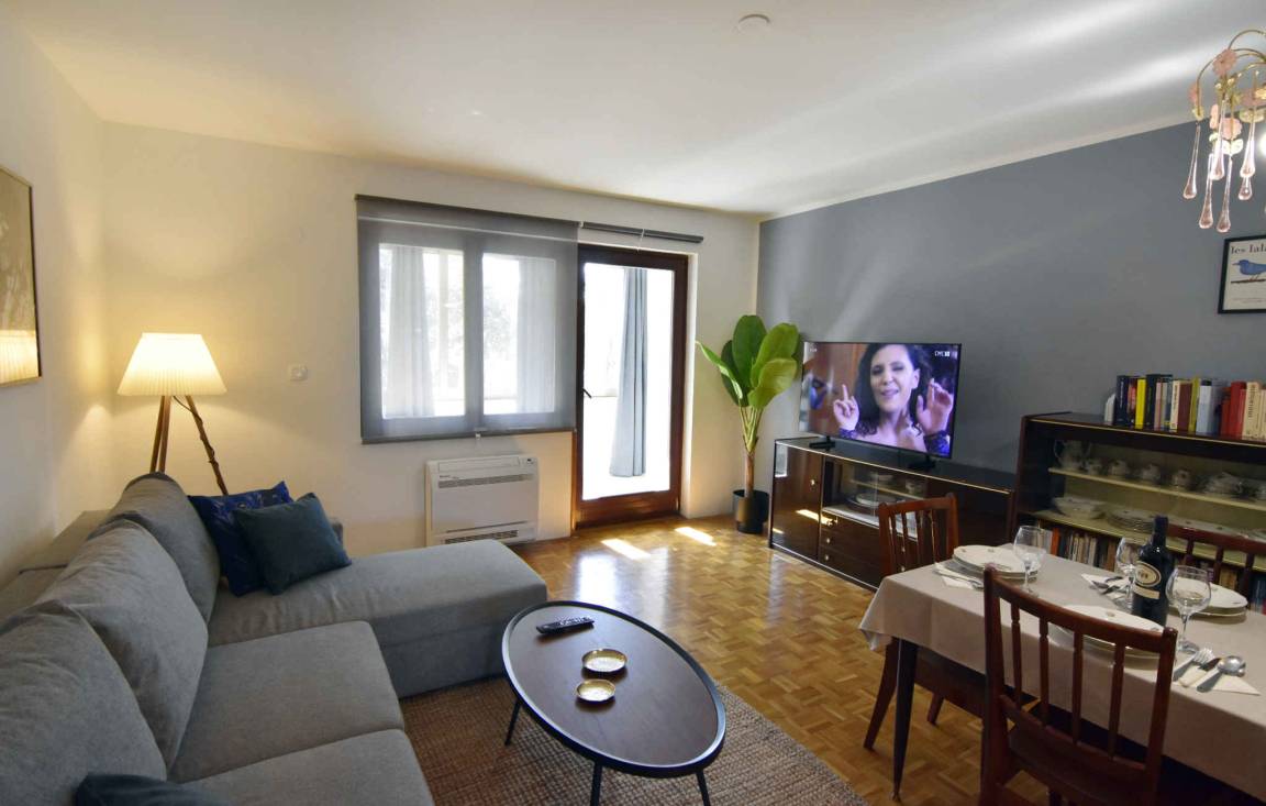72 M² Apartment ∙ 2 Bedrooms ∙ 5 Guests - Umag