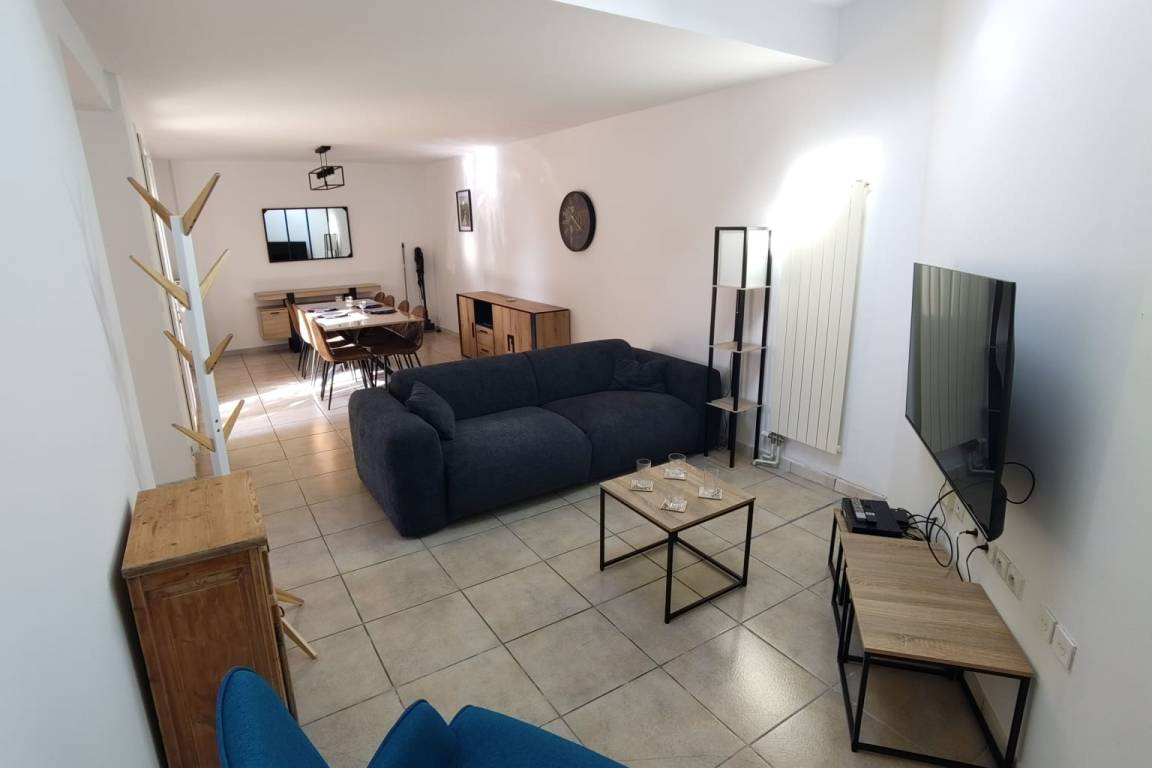 56 M² Ferienhaus ∙ 1 Schlafzimmer ∙ 4 Gäste - Caen