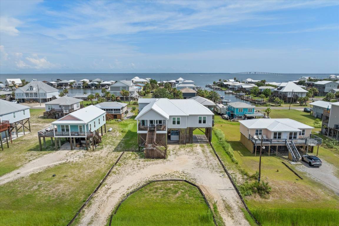 188 M² House ∙ 4 Bedrooms ∙ 8 Guests - Dauphin Island, AL