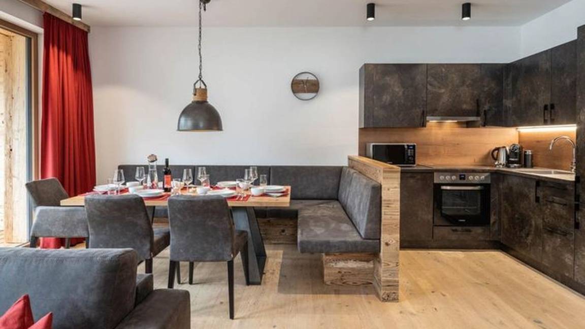 85 M² Apartment ∙ 1 Bedroom ∙ 4 Guests - Flachau