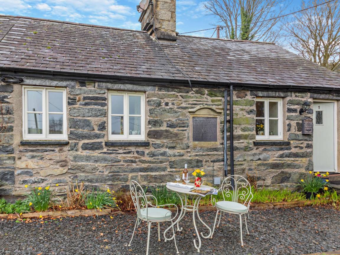 Cottage ∙ 2 Bedrooms ∙ 2 Guests - Snowdonia National Park
