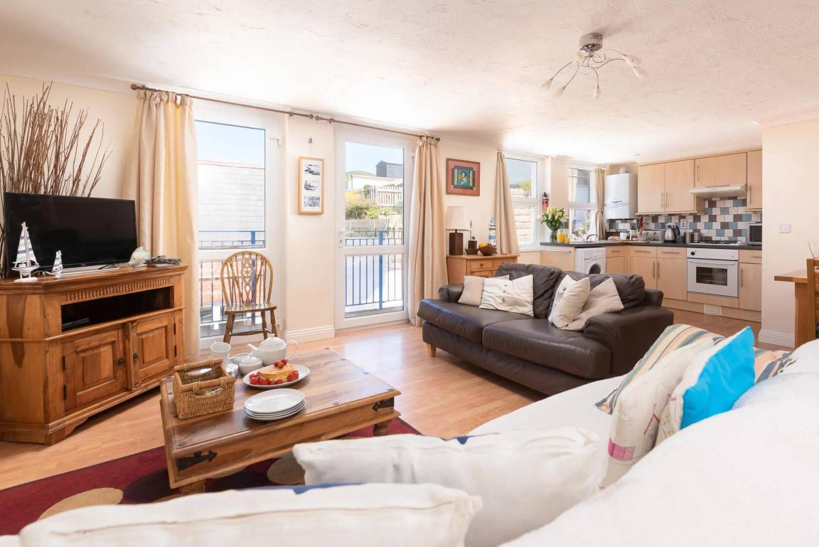 100 M² Apartment ∙ 2 Bedrooms ∙ 4 Guests - Croyde