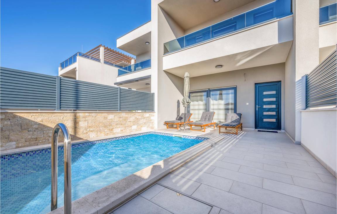 130 M² Ferienhaus ∙ 4 Schlafzimmer ∙ 7 Gäste - Vodice