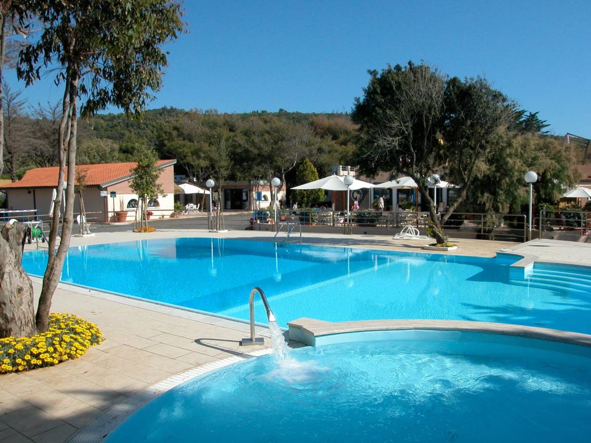 32 M² House ∙ 2 Bedrooms ∙ 4 Guests - Livorno