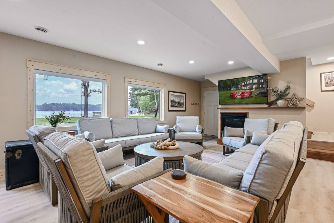 227 M² House ∙ 5 Bedrooms ∙ 14 Guests - Mountain, WI