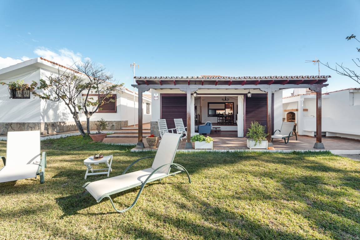 120 M² House ∙ 3 Bedrooms ∙ 6 Guests - Arona