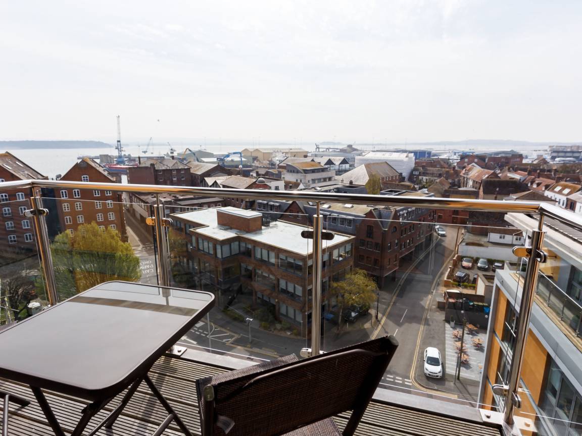 Cottage ∙ 1 Bedroom ∙ 2 Guests - Poole