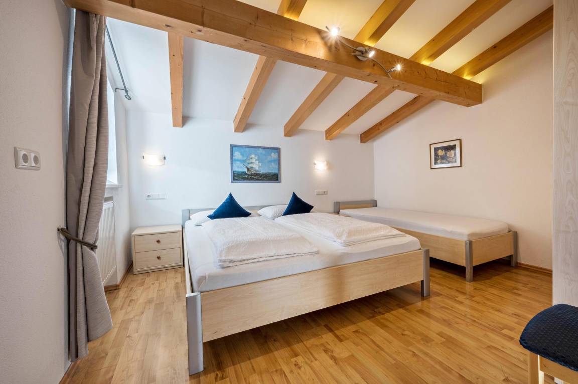 65 M² Ferienwohnung ∙ 2 Schlafzimmer ∙ 6 Gäste - Brixen