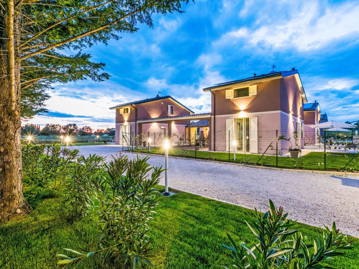 110 M² Ferienhaus ∙ 1 Schlafzimmer ∙ 7 Gäste - Cecina
