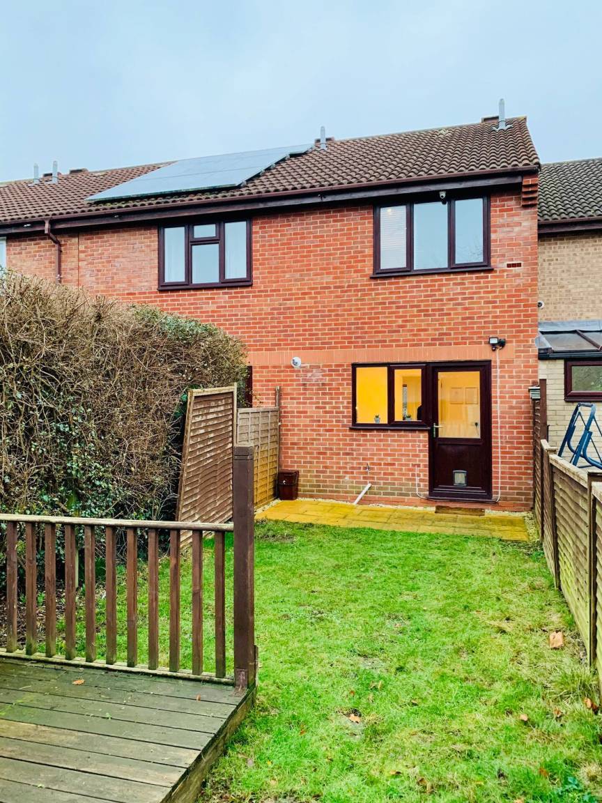 93 M² House ∙ 3 Bedrooms ∙ 5 Guests - Taunton
