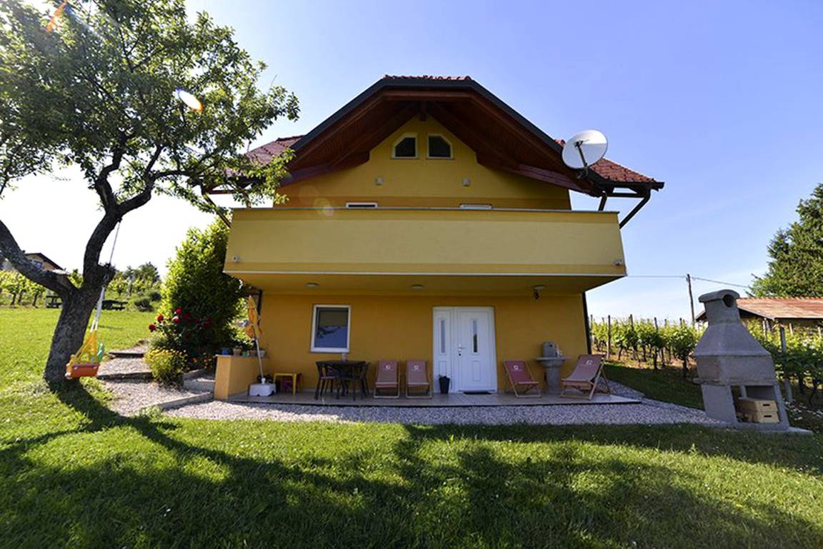 Casa ∙ 1 Camera Da Letto ∙ 4 Ospiti - Samobor