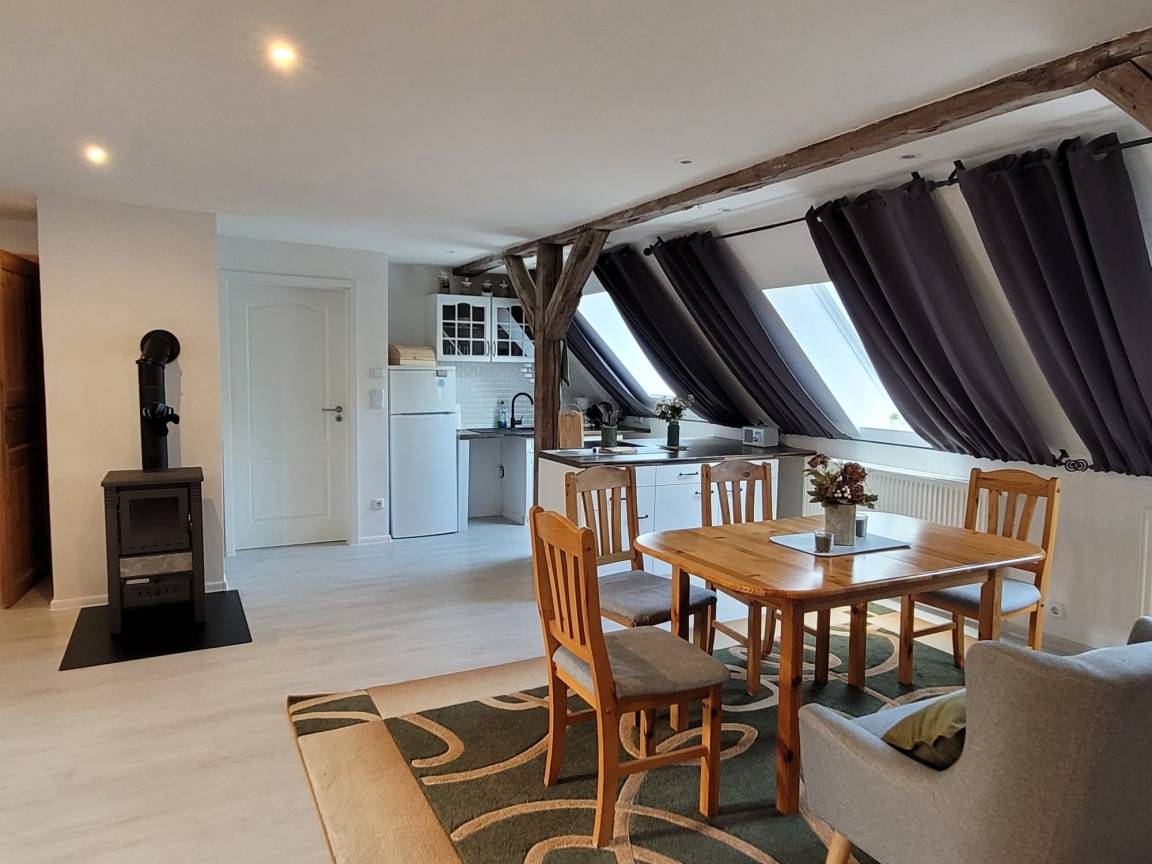 110 M² Ferienwohnung ∙ 2 Schlafzimmer ∙ 5 Gäste - Teterow