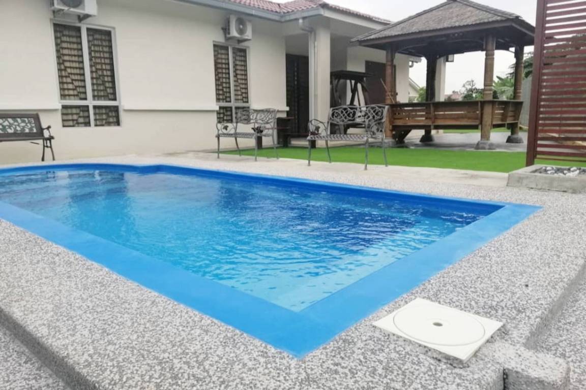 232 M² House ∙ 4 Bedrooms ∙ 16 Guests - Pasir Panjang