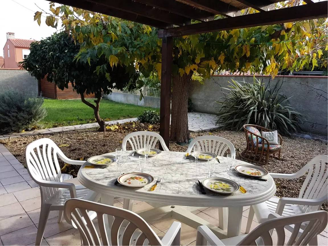 120 M² Ferienhaus ∙ 1 Schlafzimmer ∙ 6 Gäste - Saint-Cyprien