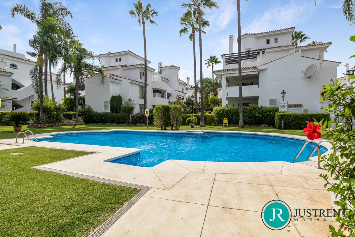 198 M² Maison De Vacances ∙ 4 Chambres ∙ 8 Personnes - Puerto Banús