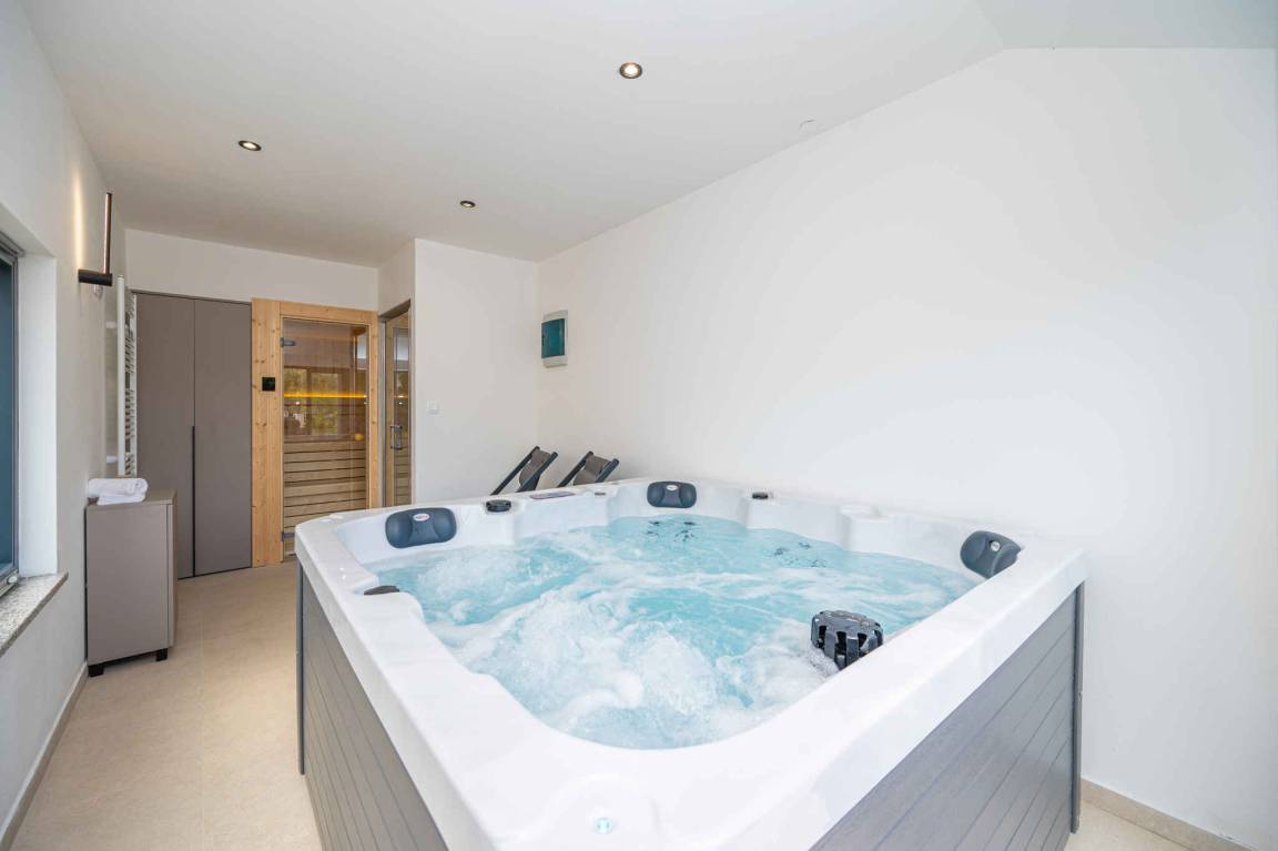 85 M² House ∙ 2 Bedrooms ∙ 6 Guests - Bibinje
