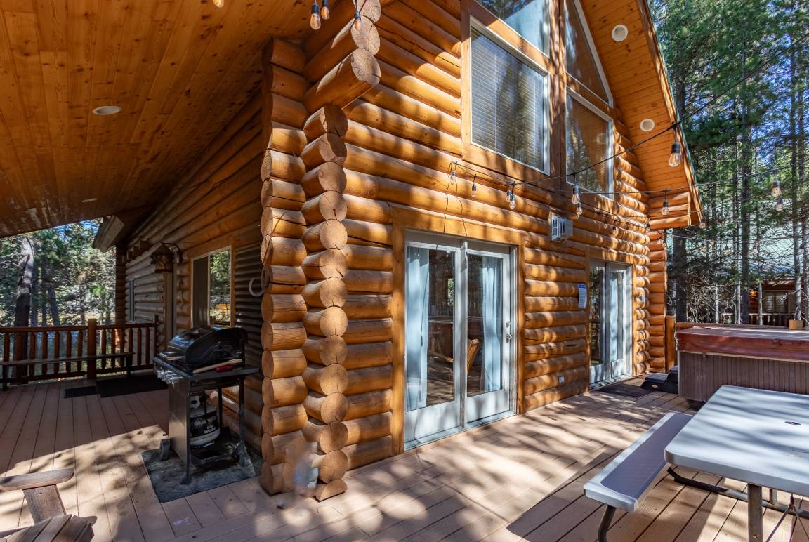 186 M² Cabin ∙ 5 Bedrooms ∙ 17 Guests - Island Park, ID