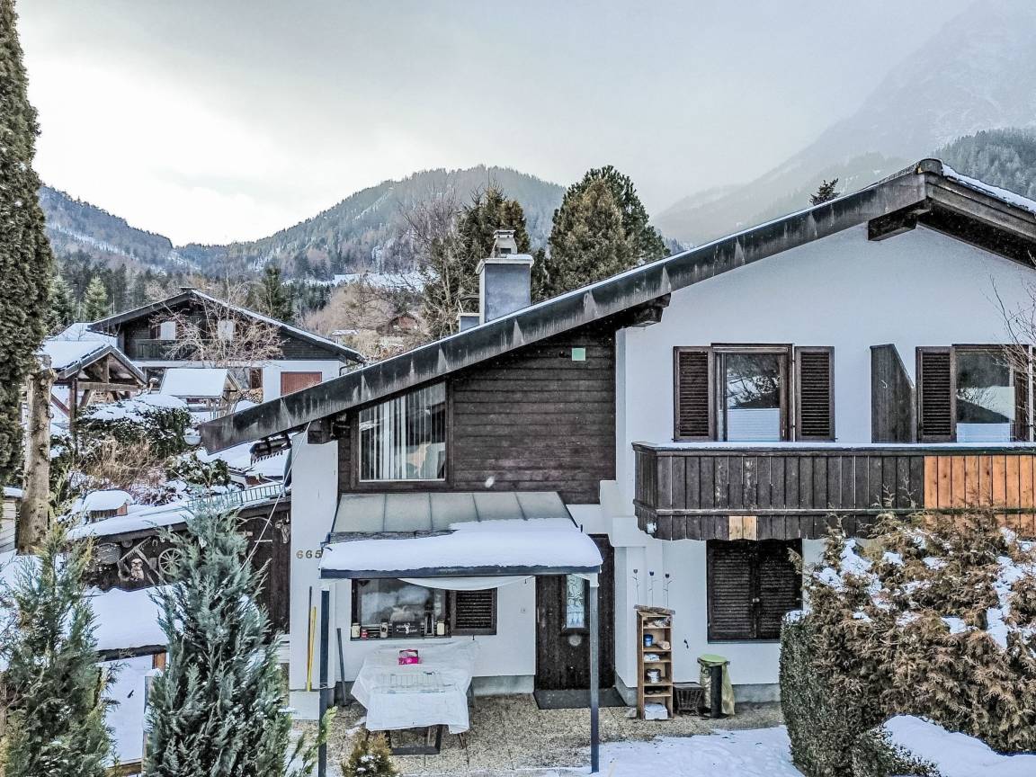 80 M² Ferienhaus ∙ 1 Schlafzimmer ∙ 6 Gäste - Obertraun