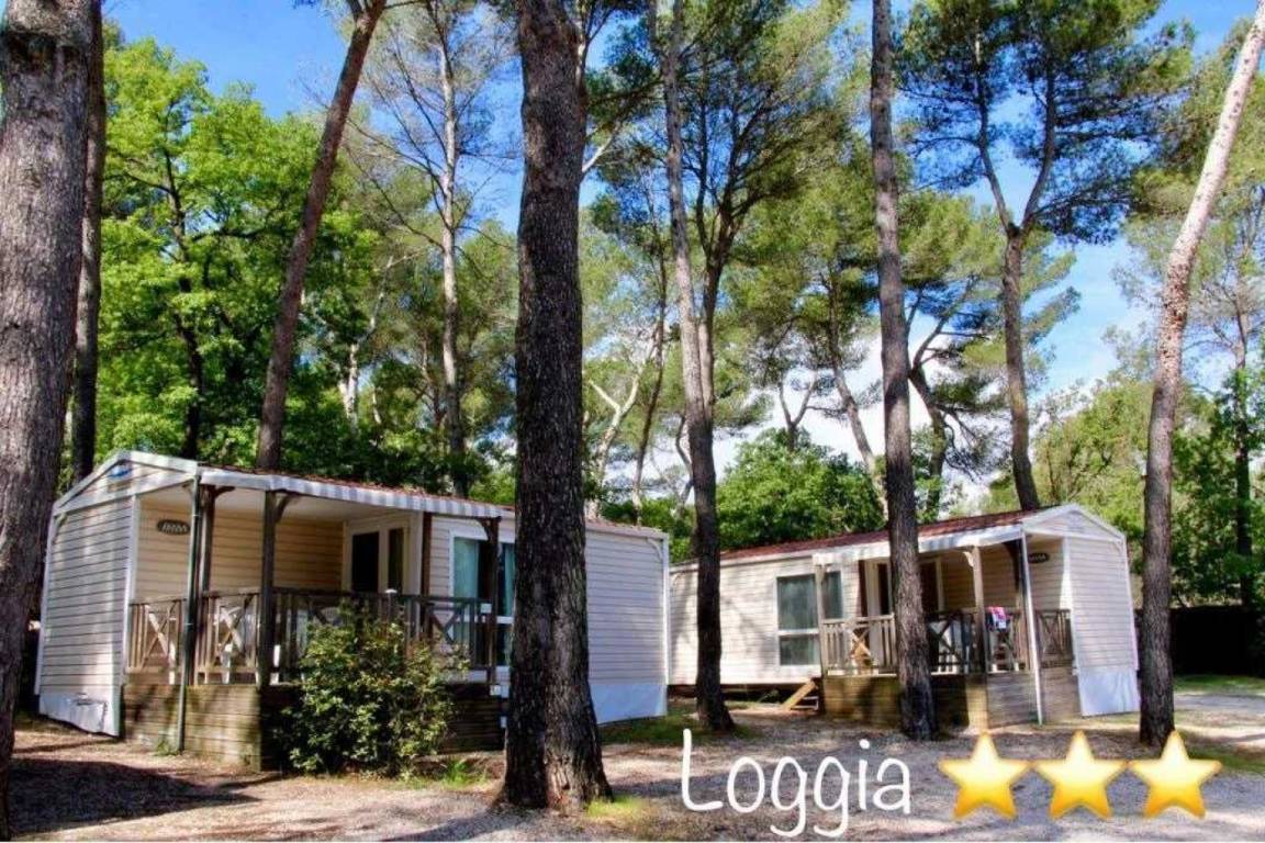 38 M² Camping ∙ 2 Chambres ∙ 4 Personnes - Allauch