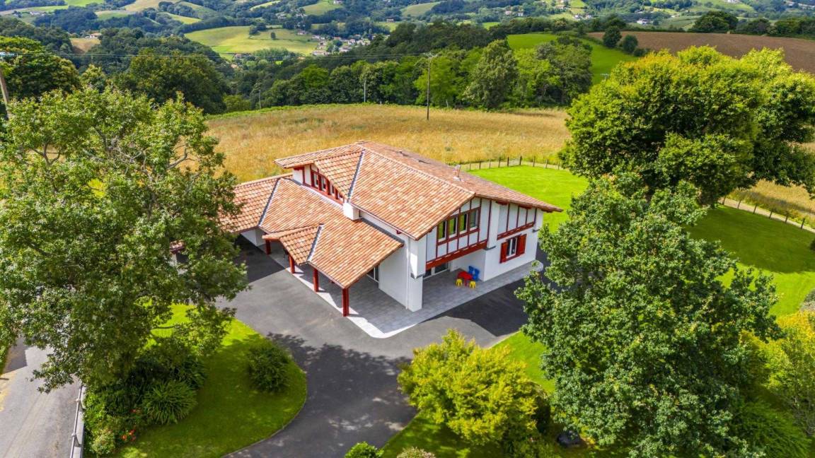 150 M² Gîte ∙ 3 Chambres ∙ 6 Personnes - Cambo-les-Bains