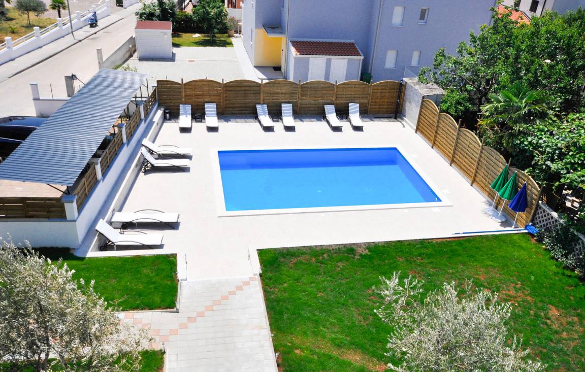 69 M² Apartment ∙ 2 Bedrooms ∙ 4 Guests - Novigrad